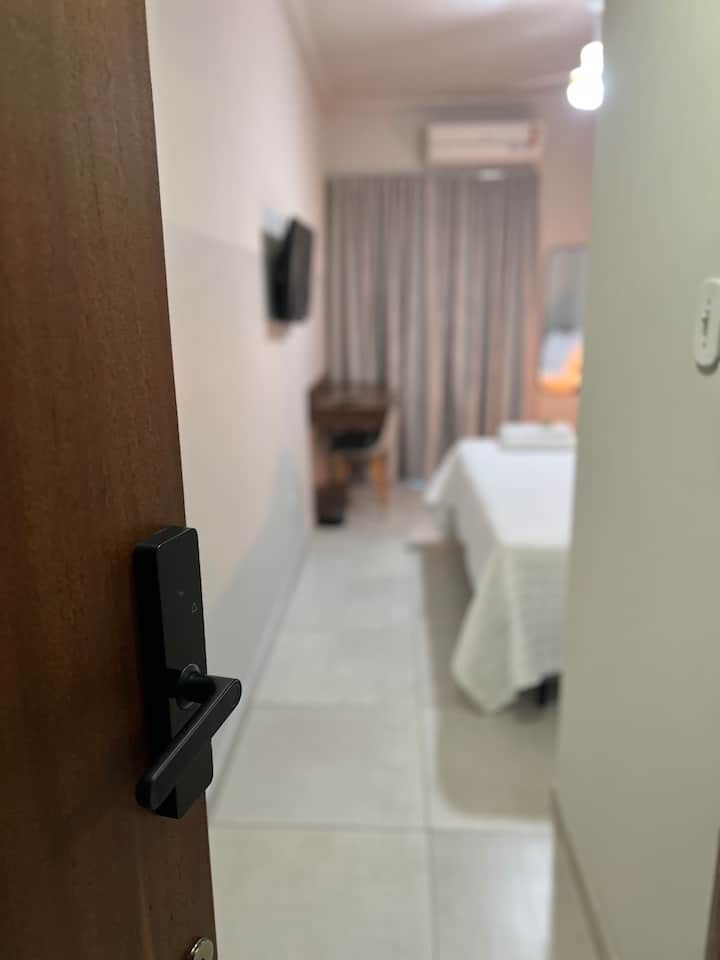 Flat Completo Bairro De Lourdes - Governador Valadares