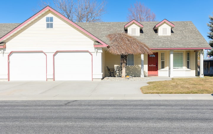 Home Sweet Home - Twin Falls, ID