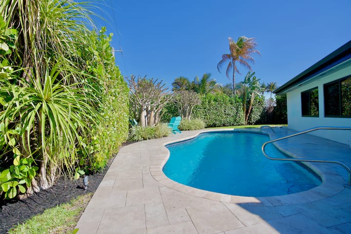 The Palm House · Heated Pool & Fire Pit - Pompano Beach, FL