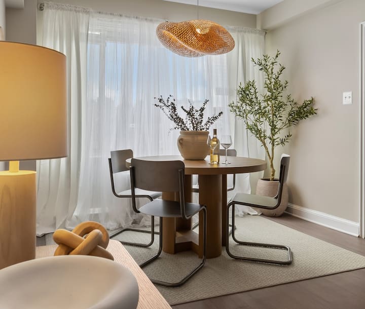 Airy King 1br W/ Queen Sleeper And Free Parking - Arlington, VA