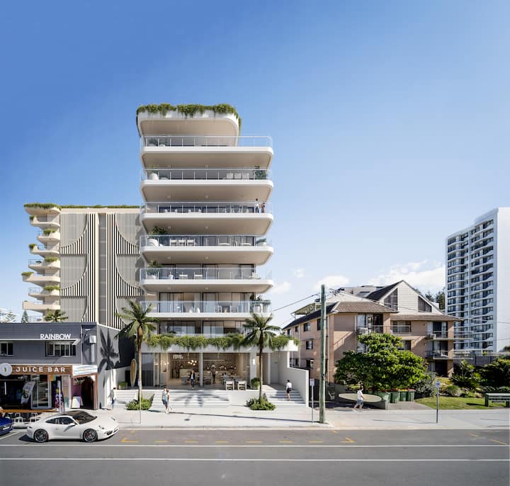 Little Esprit ~ Three Bedroom Full Floor Apartment - Tweed Heads