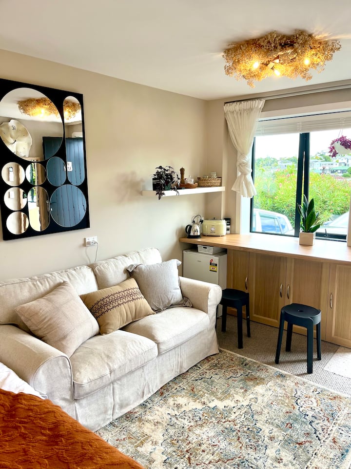 Top5% Full Suite-independent Home & Private Garden - Auckland