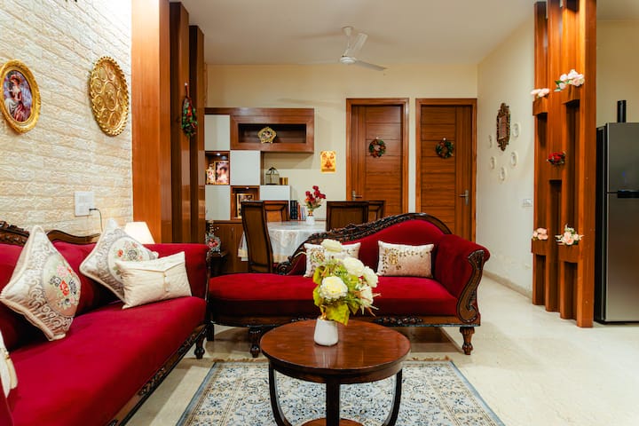 The Moonvale Lux !
- A Victorian Luxury Stay ! - Chandigarh