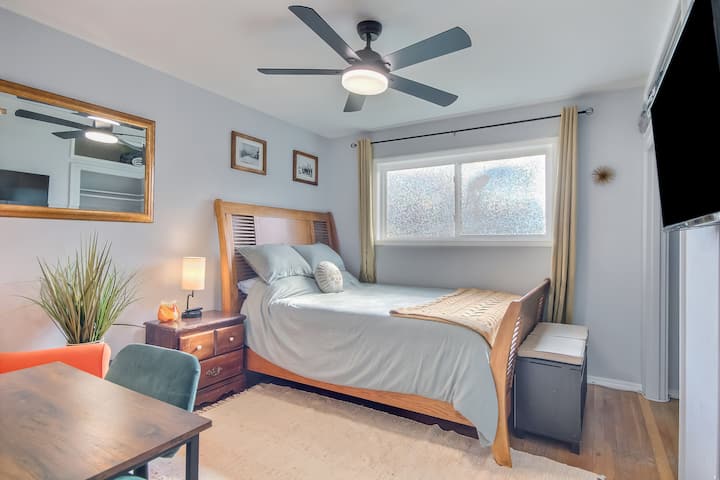 Walkable River Town Retreat - Snoqualmie, WA