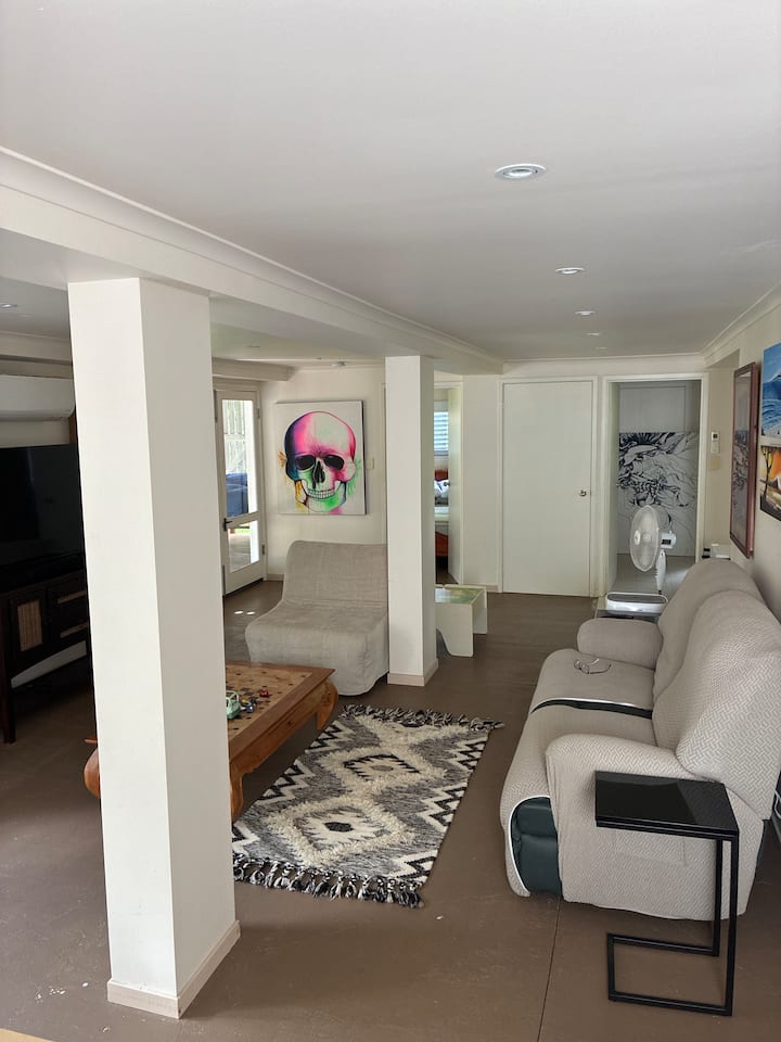 Walk To The Markets And Much More. - Eumundi