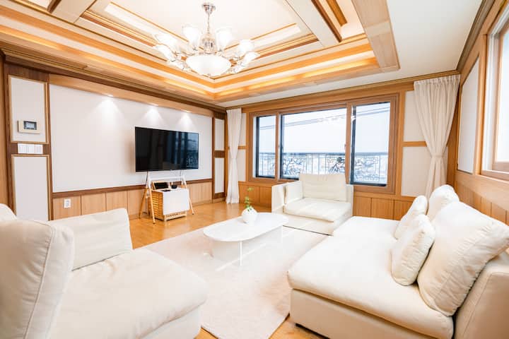 동빈 : 스테이(Dongbin : Stay) / #죽도시장 #영일대 #송도해변 #동빈오션뷰 - Pohang-si