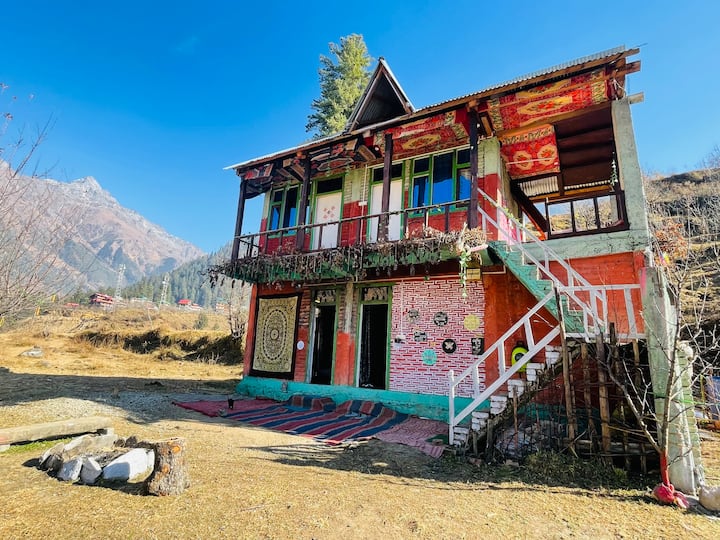 Mj Café & Homestay - Tosh