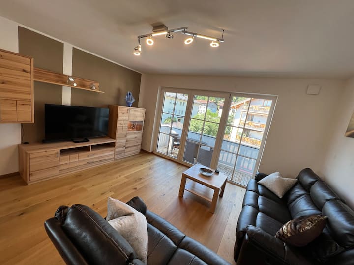 Helle, Schöne 3-zimmer Wohnung In Bad Wiessee - Sonnenbichl