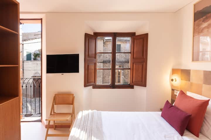 Doble Superior Con Desayuno - Valldemossa