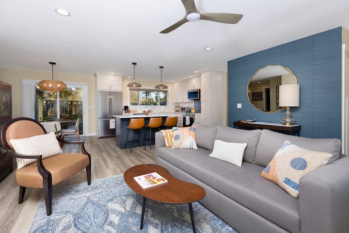 3br - Walk To Ferry, Quick World Cup Commute! - Bainbridge Island, WA