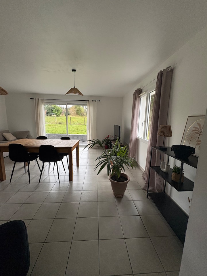 Maison Dans Un Quartier Résidentiel - Ascain