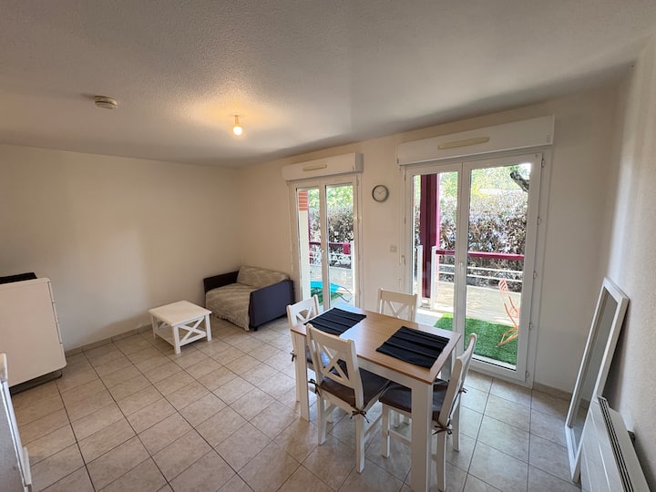 Studio Rénové, Terrasse, Parking, Accès Rocade - Mont-de-Marsan