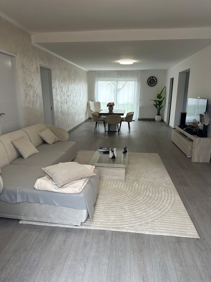 Maison Proche Aéroport Et Nantes Facile D’accès - Vertou