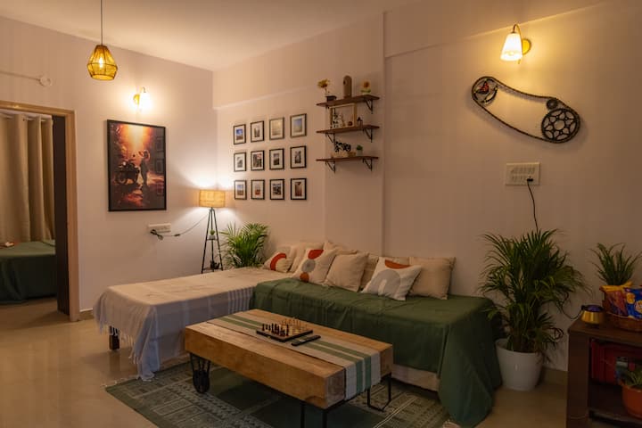 Aesthetic 2bhk | Ac | Koramangala | Work + Cafés - Bengaluru