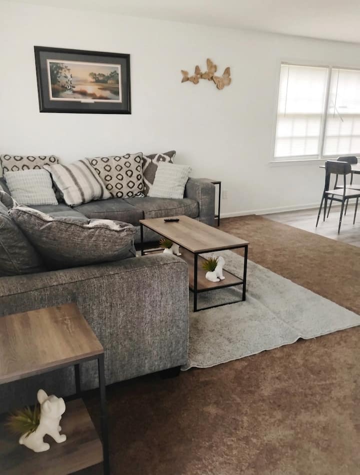 Second Home Apartment - Orangeburg, SC