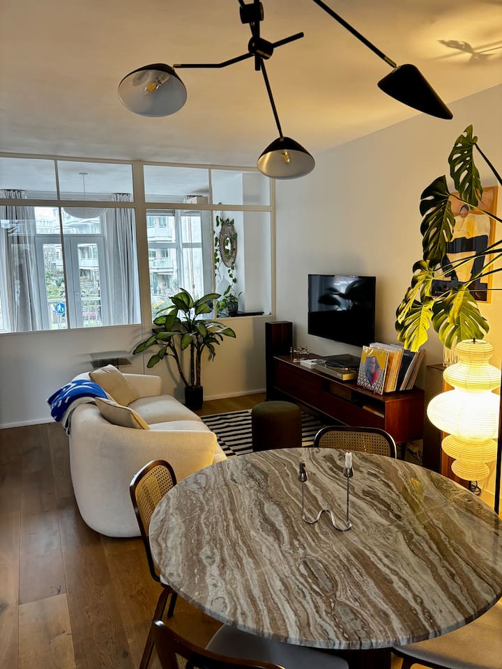 Magnifique Appartement De 55m2 Idéalement Situé - Amsterdam