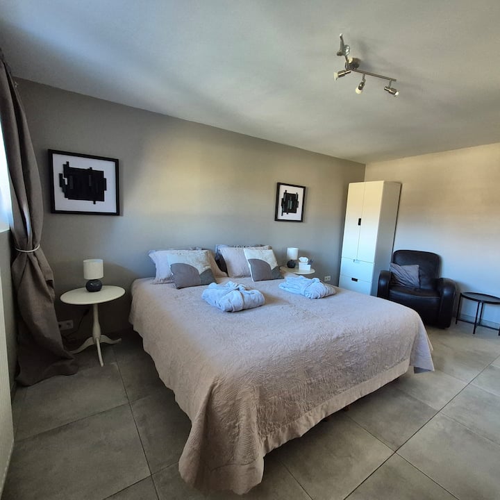 Beau Studio Spacieux Tout Confort - Gembloux