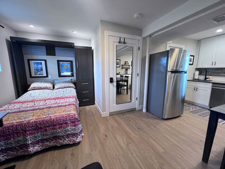 Private Studio W Kitchen & Bathroom - Westminster, CO