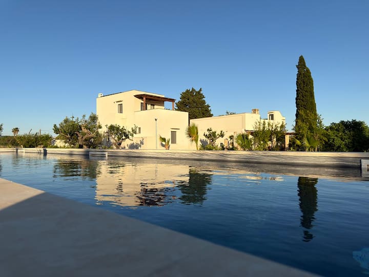 Masseria Carbone Di Levante, Salento Villa & Pool - Apulië