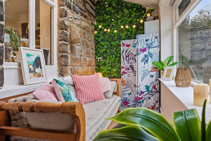 Pennine Cottage | Glossop | Peak District - Glossop