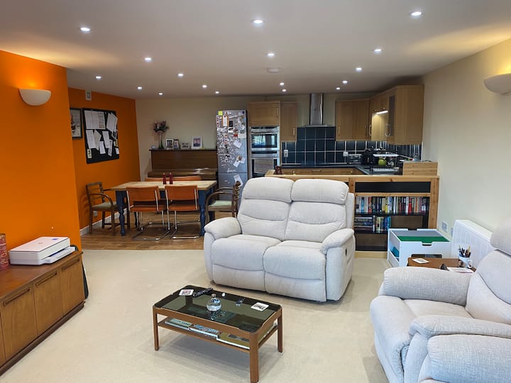 Lovely Big Home In Kingsbridge With Cat & Parking - Kingsbridge