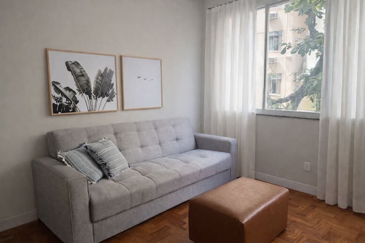 Apartamento Reformado Na Praia De Copacabana - Rio de Janeiro