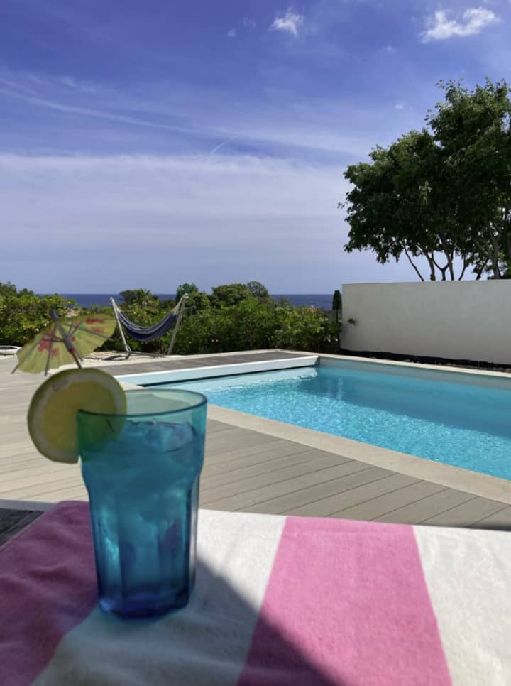 Villa 4 Chambres Piscine Chauffée - Martigues