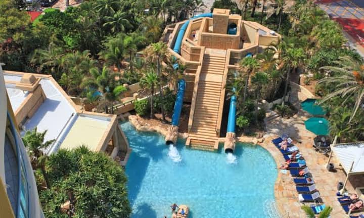 2 Bedroom Apartment At Mantra Sun City - Surfers Paradise