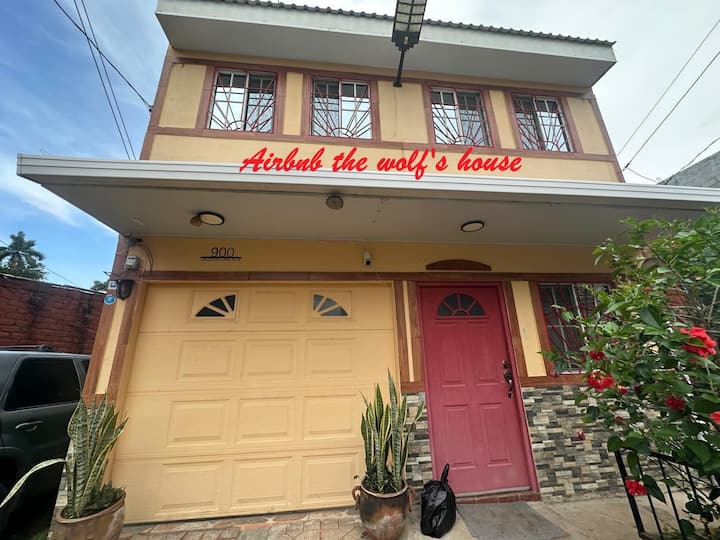 The Wolf's House - Santa Ana