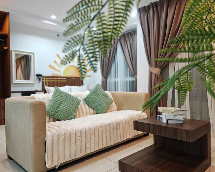 Comfort Nest Studio • Steps To Gleneagles & Gurney - Batu Ferringhi