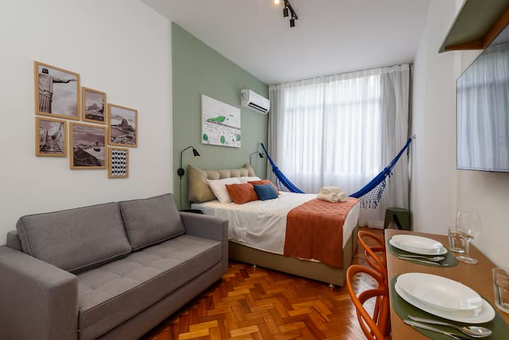 Studio Reformado Na Glória | Ac + Wi-fi + Metrô - Glória