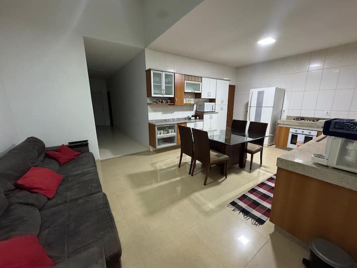 Casa Completa Até 15 Pessoas, Corporativo/família. - Jataí