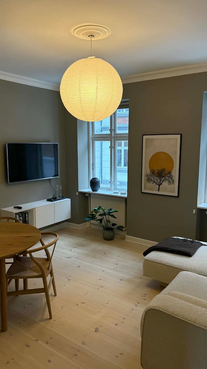 Bo Midt I Aarhus – Hyggelig Og Moderne Lejlighed - Aarhus