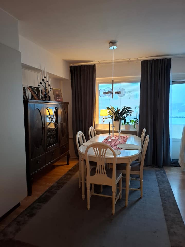 2.a På Frösön Uthyres 24 Juni -12 Juli 2026 - Östersund