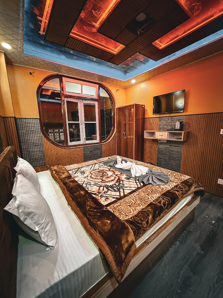 The Himalayan Paradise Hotel & Restaurant - ダージリン