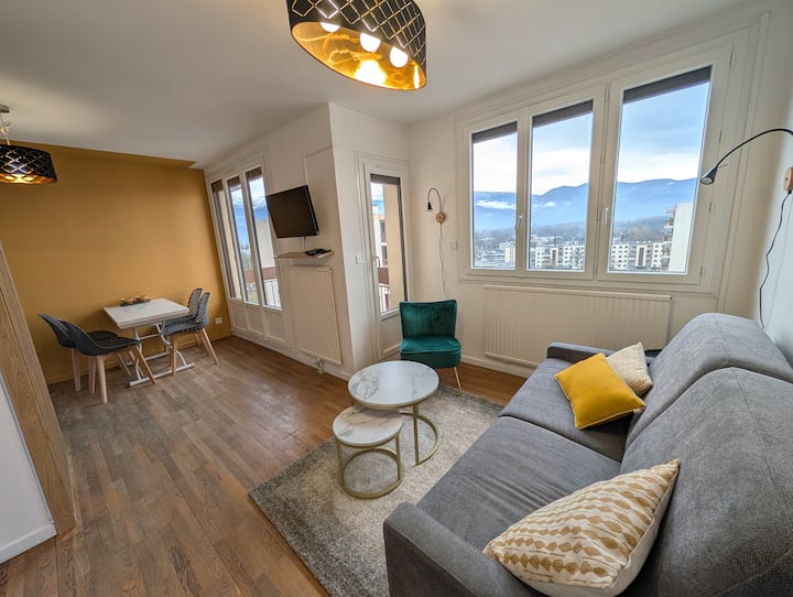 T2 Vue Montagne - Calme - Parking Gratuit - 4 Pers - Meylan