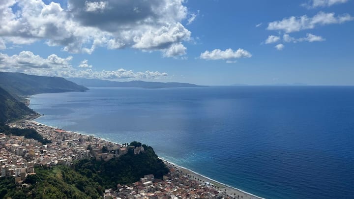 Casa Samo – 6km Dal Mare, Relax, Family Friendly! - Bagnara Calabra