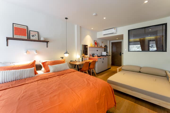 5 Min Mrt/bts - 1b1b Spacious, Hip 1 - Bang Rak