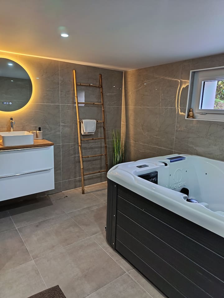 Suite Romantique Spa Privatif - Riom