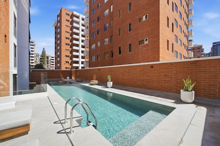 Luxury Stay Casa Ignacio W/ Pool | Prime Zona 10 - Guatemala