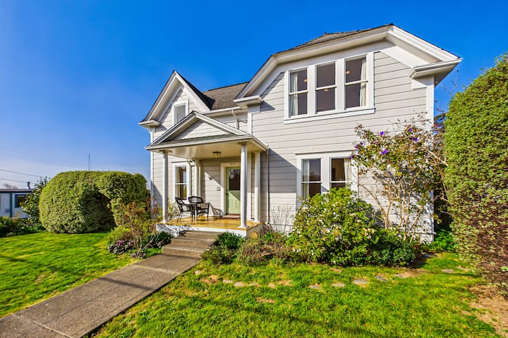 Bayview Victorian - Arcata, CA