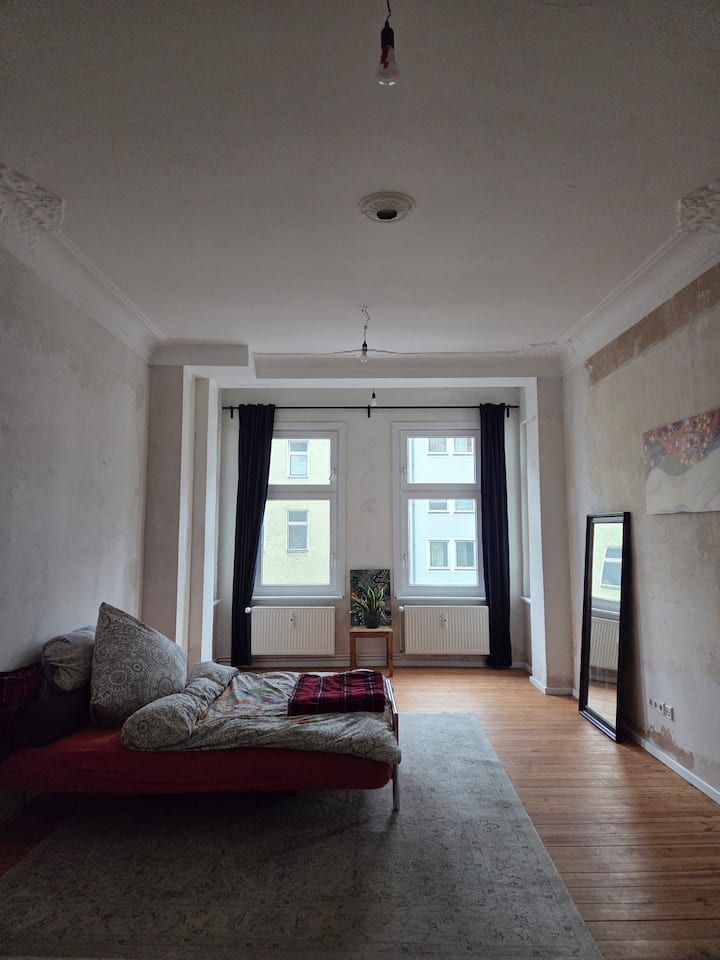 Sunlit Altbau Hideaway With Easy City Access - Kreuzberg