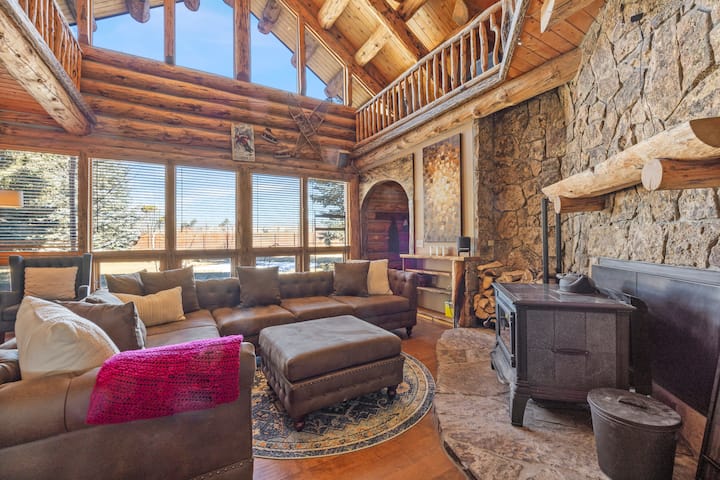 Rustic-luxury Mountain Retreat - Montrose, CO