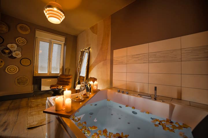 Suite Pacat Jacuzzi Privé & Escapade Romantique - Mulhouse