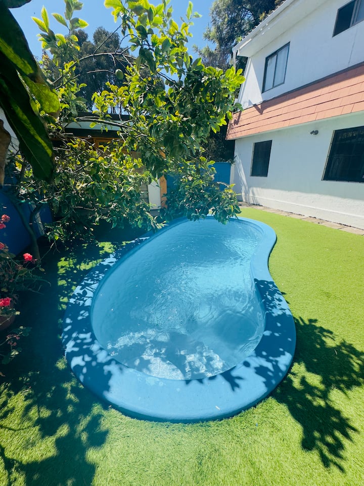 Casa Con Estacionamiento, Piscina Y Vista Al Mar. - Concón