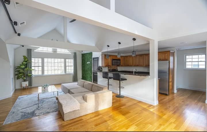 Westwood Airbnb - Dedham, MA