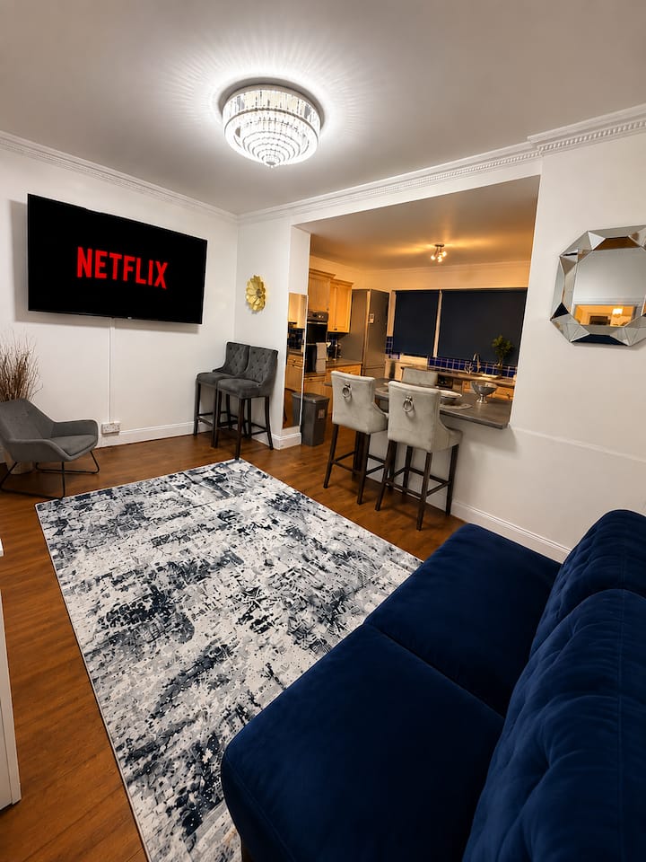 Home For 8|cosy Barking Base| Excel-airport Access - Barking