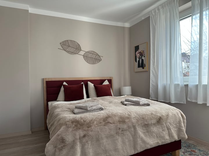 Haus Mit Terrasse Am Wasser | 8 Gäste | Parkplatz - Magdeburg
