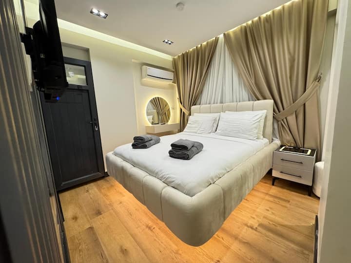 Luxury Apartment In Fatih Center. - Fatih