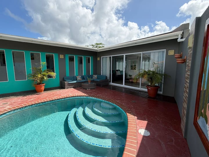 Cactus & Cove Villa - Aruba